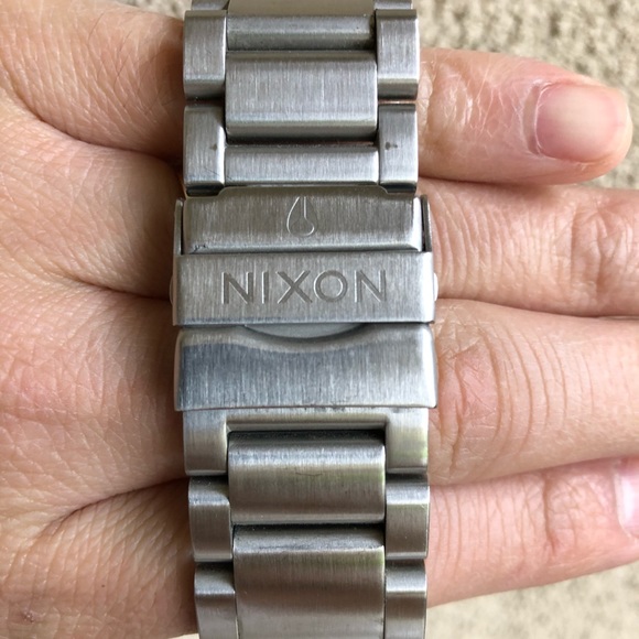 Nixon | Accessories | Mens Nixon Watch 53red Hands With A Blue Face ...